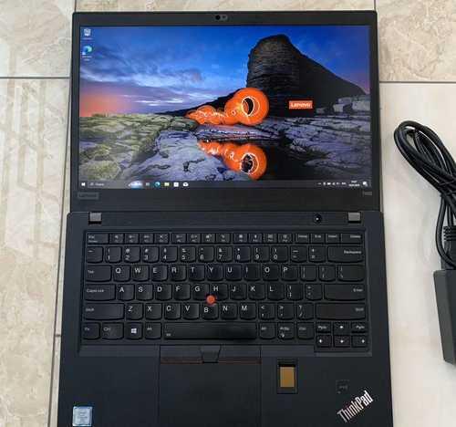 Lenovo Thinkpad T490 i5-8365U 16GB 256GB