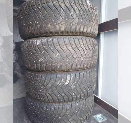 Goodyear UltraGrip Arctic 2 265/60 R18 114T