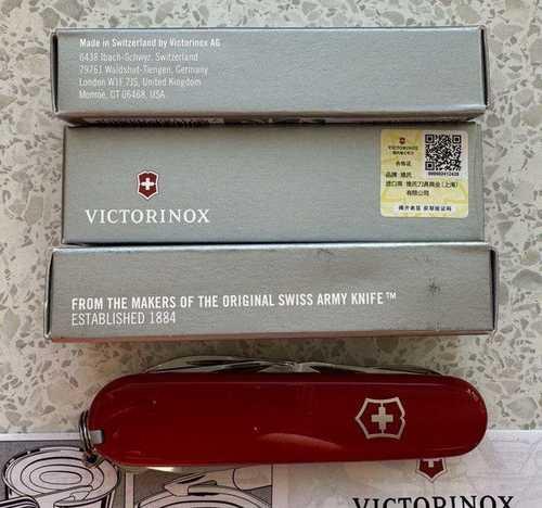 Нож victorinox 1.3703 climber red