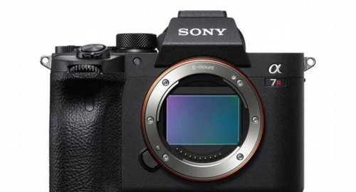 Беззеркальный фотоаппарат Sony a7R IV Body