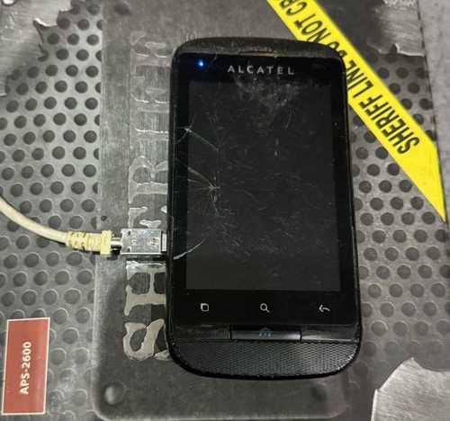 Alcatel OneTouch 918D, 512 МБ