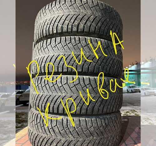 Michelin X-Ice North 4 235/55 R19