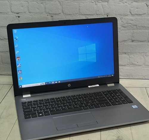 Ноутбук HP 15.6/i7 7500U/Intel HD 620/8Gb/SSD256