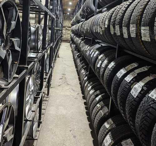 Dunlop SP Touring A1 A/S 235/55 R17 103V