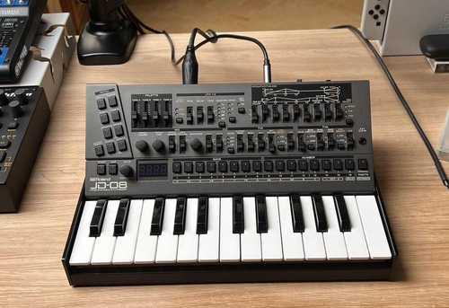 Roland boutique jd 08 + k 25m