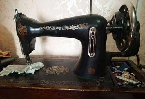 Швейная машинка Подольск ручная