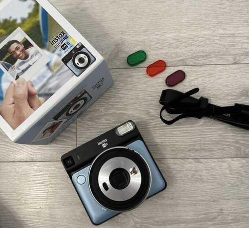 Фотоаппарат моментальной печати instax square sq6