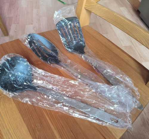 Кухонный набор из лопатки, половника, шумовки