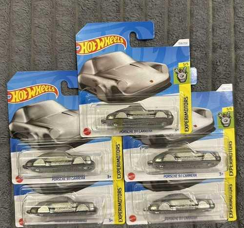 Hot wheels porsche 911 carrera брелок