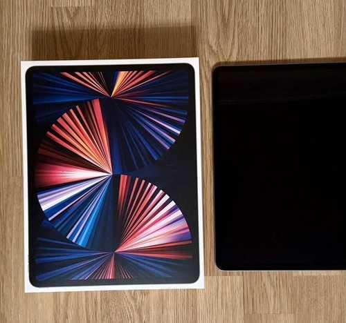 iPad pro 12.9 m1 256gb