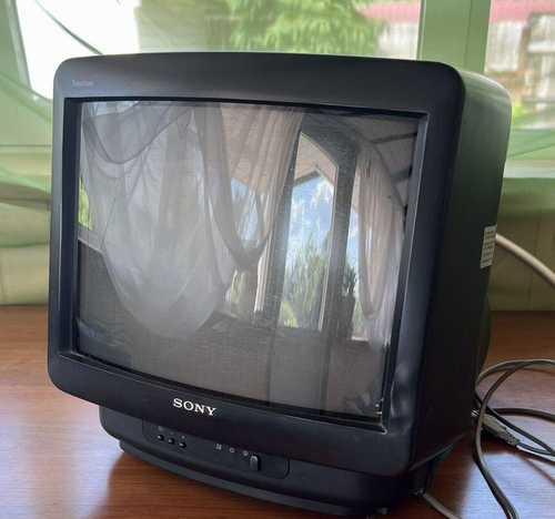 Телевизор Sony Triniton 14 KVM 1400 K