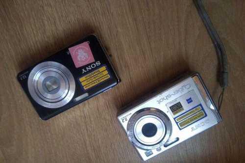 Два цифровых фотоаппарата Sony