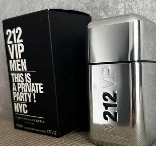 Мужские духи Carolina Herrera 212 VIP Men