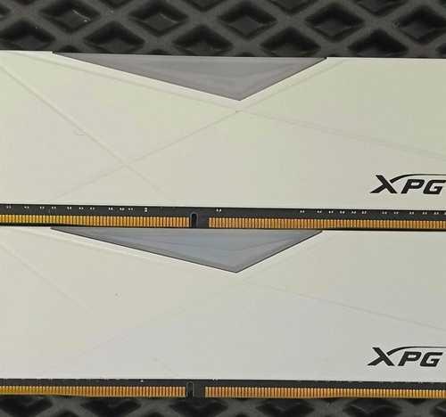 DDR4 16Gb (2x8) 3200Mhz adata XPG spectrix D50 RGB