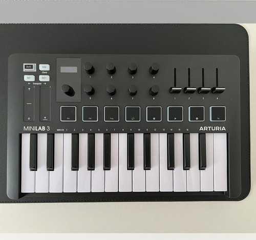 Arturia minilab 3 Black Edition