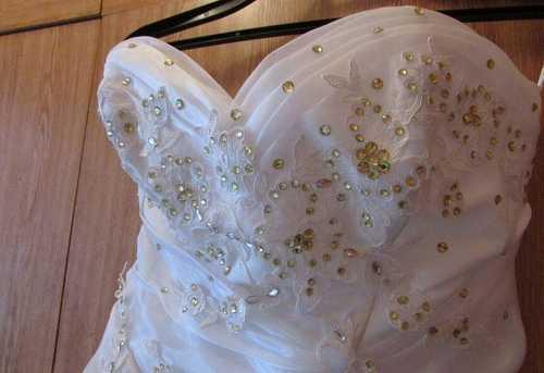 Свадебное платье,жилетка,аксессуары