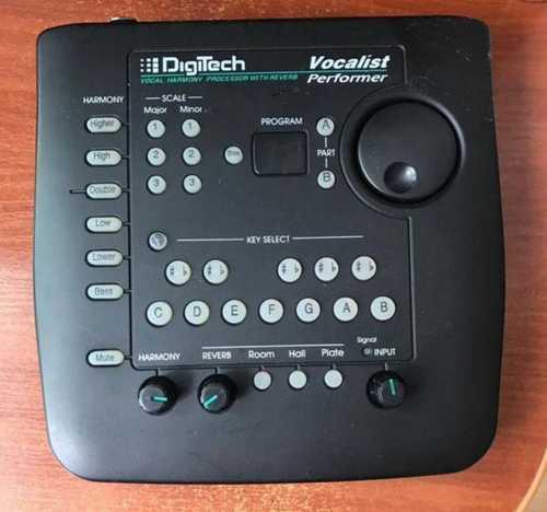 Вокальный процессор digitech