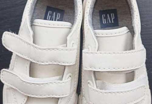 Детские кроссовки GAP новые, 25 размера