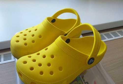 Шлепанцы crocs детские