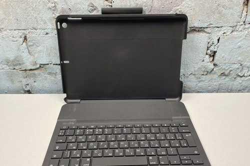 Чехол-клавиатура Logitech Slim Folio