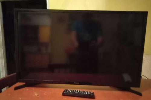 32" (80 см) Телевизор LED Samsung UE32J4000