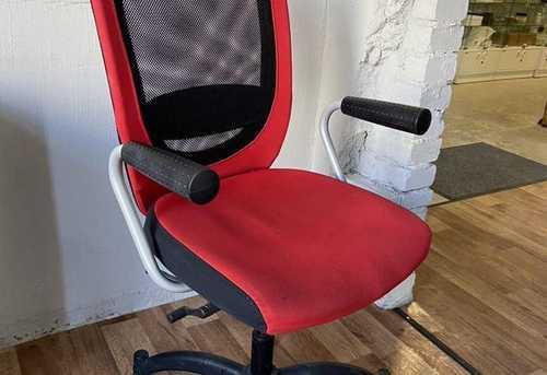 Офисное (Компьютерное) кресло