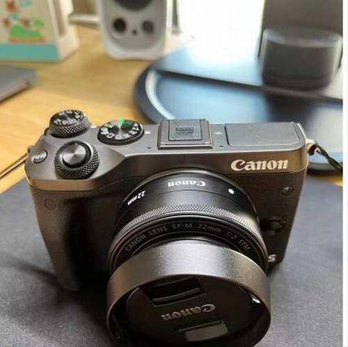 Canon EOS M6,15-45mm + 2 аккум