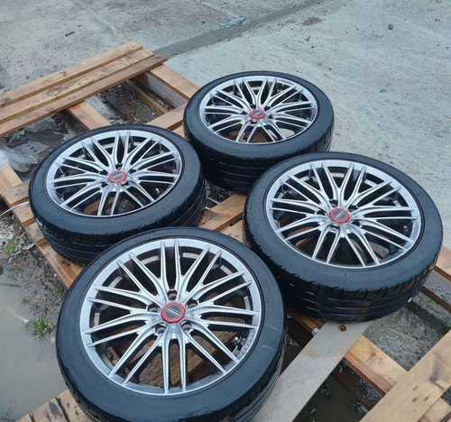 Колёса в сборе Vossen VFS 4 r17 5x114,3