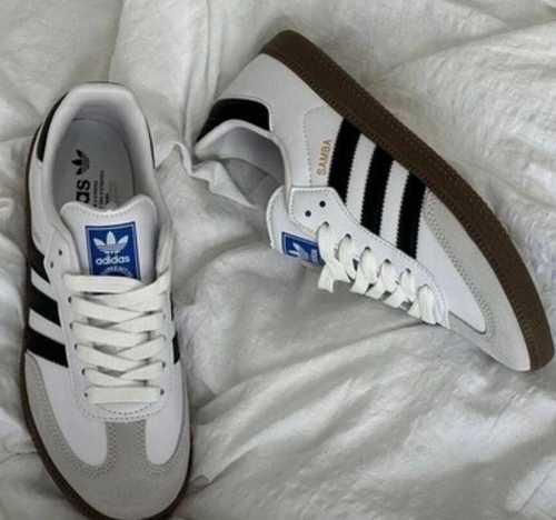 Кроссовки Adidas 36-41 лето