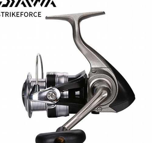 Катушка Daiwa Strikeforce 2500B