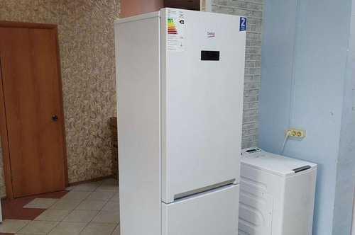 Холодильник Beko rcnk 321 E 20 BW