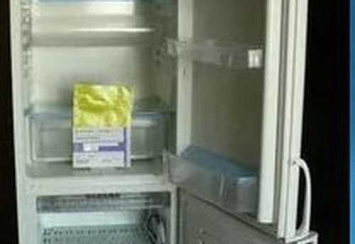 Холодильный стол hicold