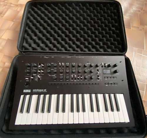 Korg minilogue xd