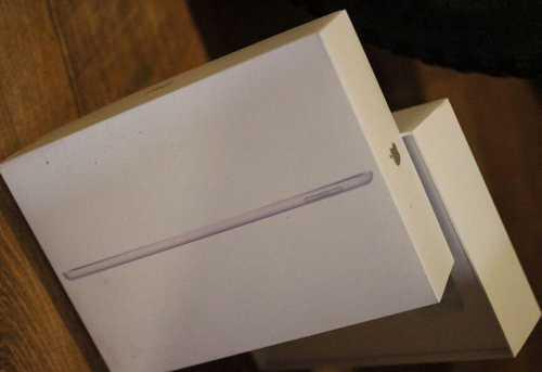 Коробка из-под MacBook Pro