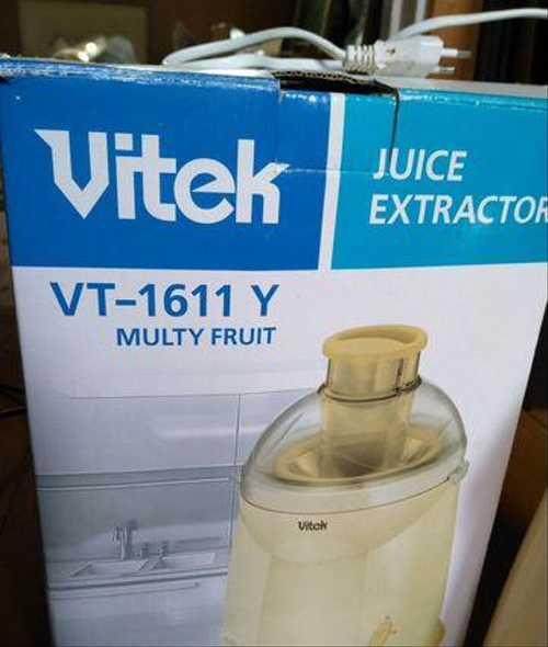 Соковыжималка электрическая vitek VT-1611Y новая