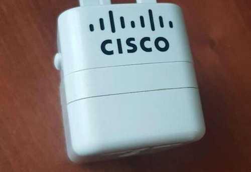 Универсальное зарядное устройство Cisco