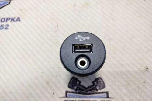 Разъем USB Nissan Qashqai J10