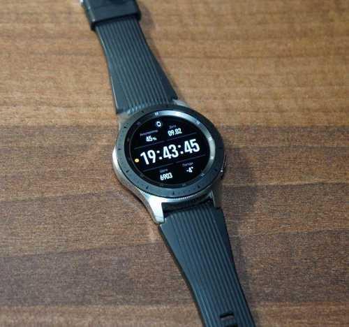 Уминые часы Samsung galaxy watch 46mm SM-R800