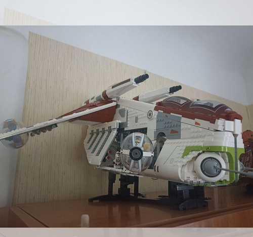 Конструктор star Wars gunship