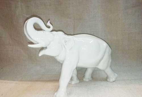Статуэтка Большой белый слон фарфор лфз СССР