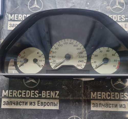 Mercedes w 208 CLK приборная панель А 2085401411