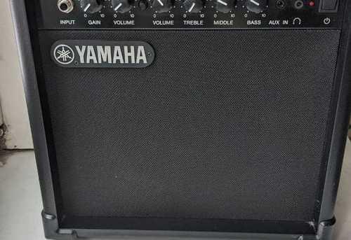 Гитарный комбоусилитель Yamaha GA15II