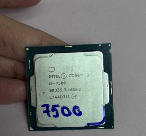 Рабочий 1151 Core i5 7500 3.4 ghz выпрямлялся