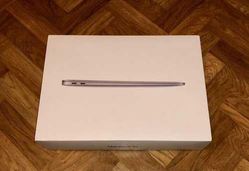 MacBook Air M1 Ростест 8GB/256GB, новый, 3 цикла