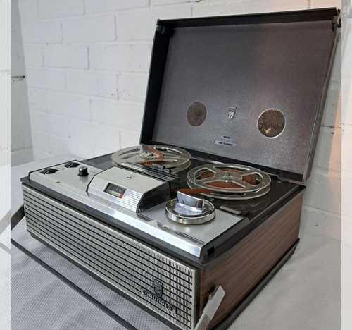 Магнитофон Grundig TK-140,1968 г.из Европы