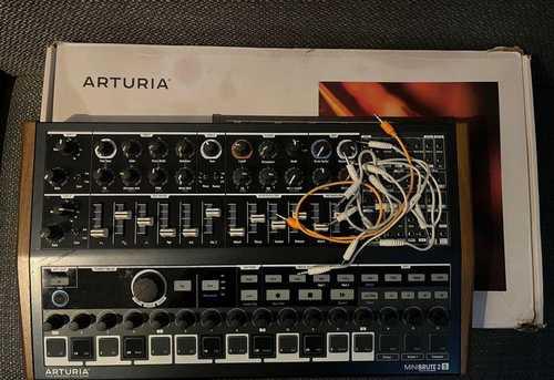 Arturia minibrute 2s (аналоговый синтезатор)