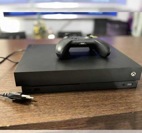 Xbox One X. 1 TB