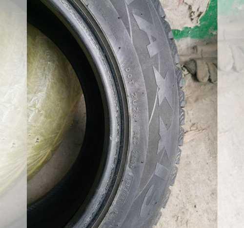 Maxxis MA-SUV Presa Spike 215/65 R16