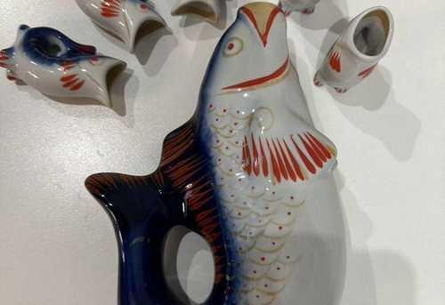 Фарфоровый коньячный набор Рыбки штоф винтаж