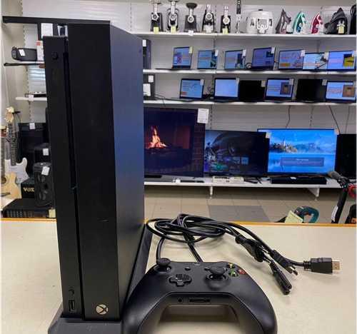 Игровая приставка Xbox One X 1Tb